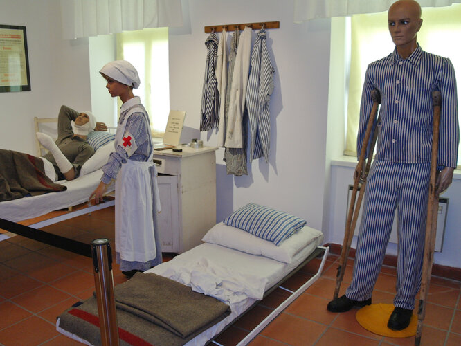 Lazarette im Zweiten Weltkrieg - Forum OÖ Geschichte