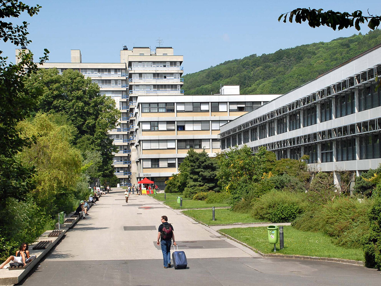 Universität im Wandel - Forum OÖ Geschichte